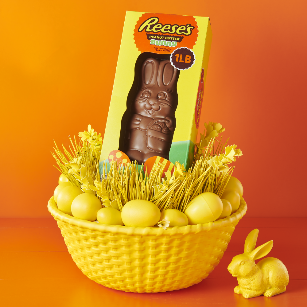 REESE'S Miniatures Peanut Butter Pie Flavored Peanut Butter Cups Candy Share Pack, 9.6 oz